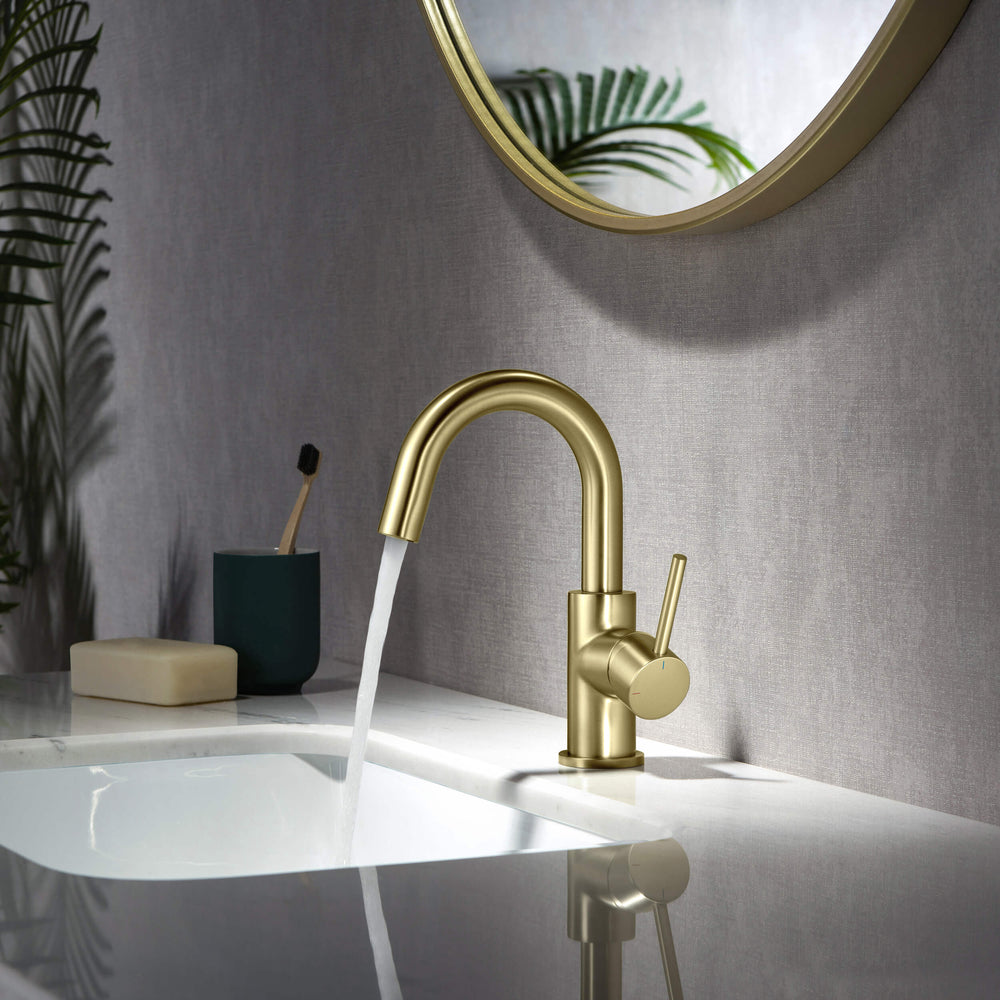 Halo High-Arc Single Handle Bathroom Vanity Sink Faucet with Pop Up Dr